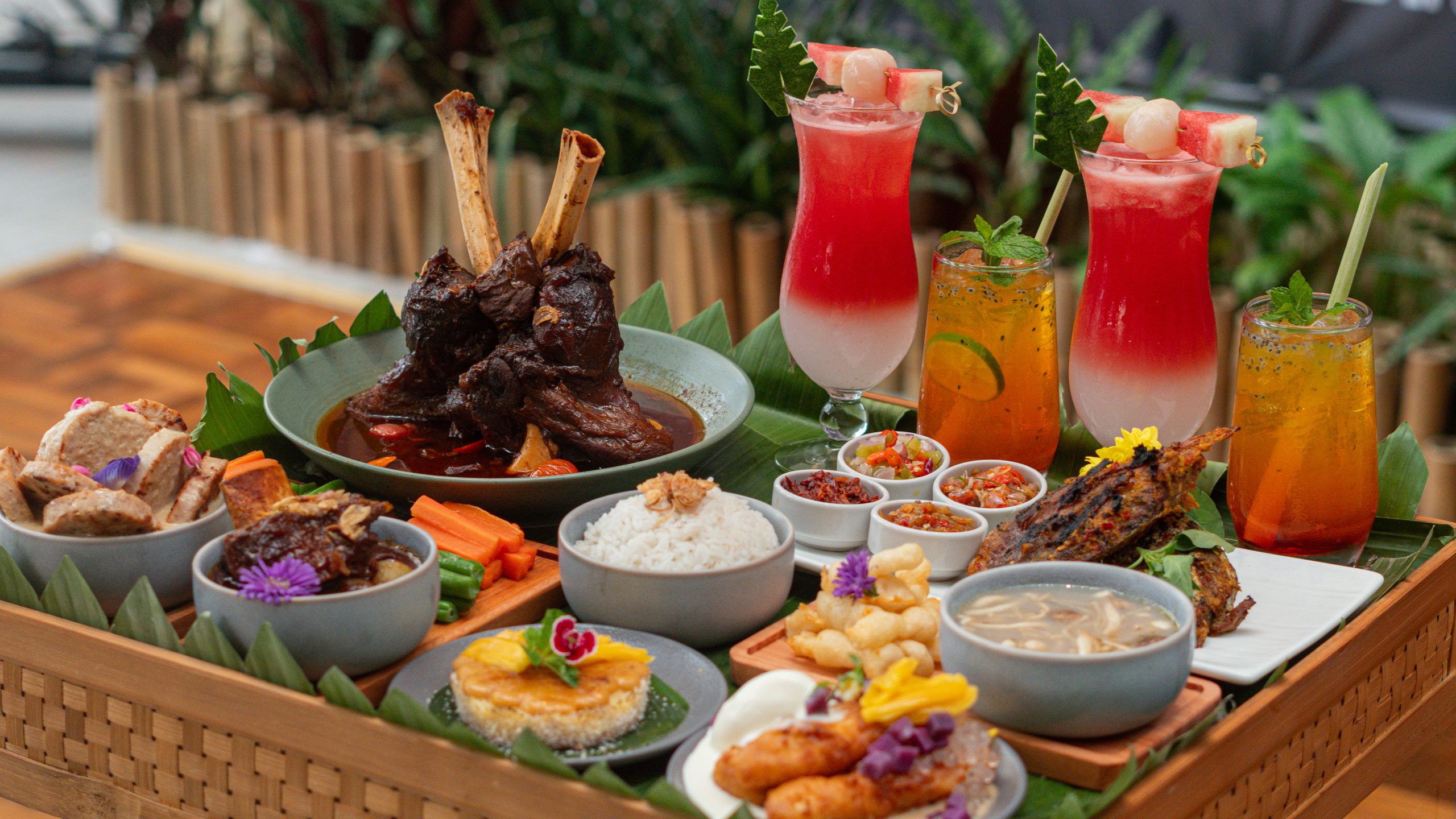 Rijsttafel Colonial Heritage Harris Puri Mansion Berkolaborasi dengan ...