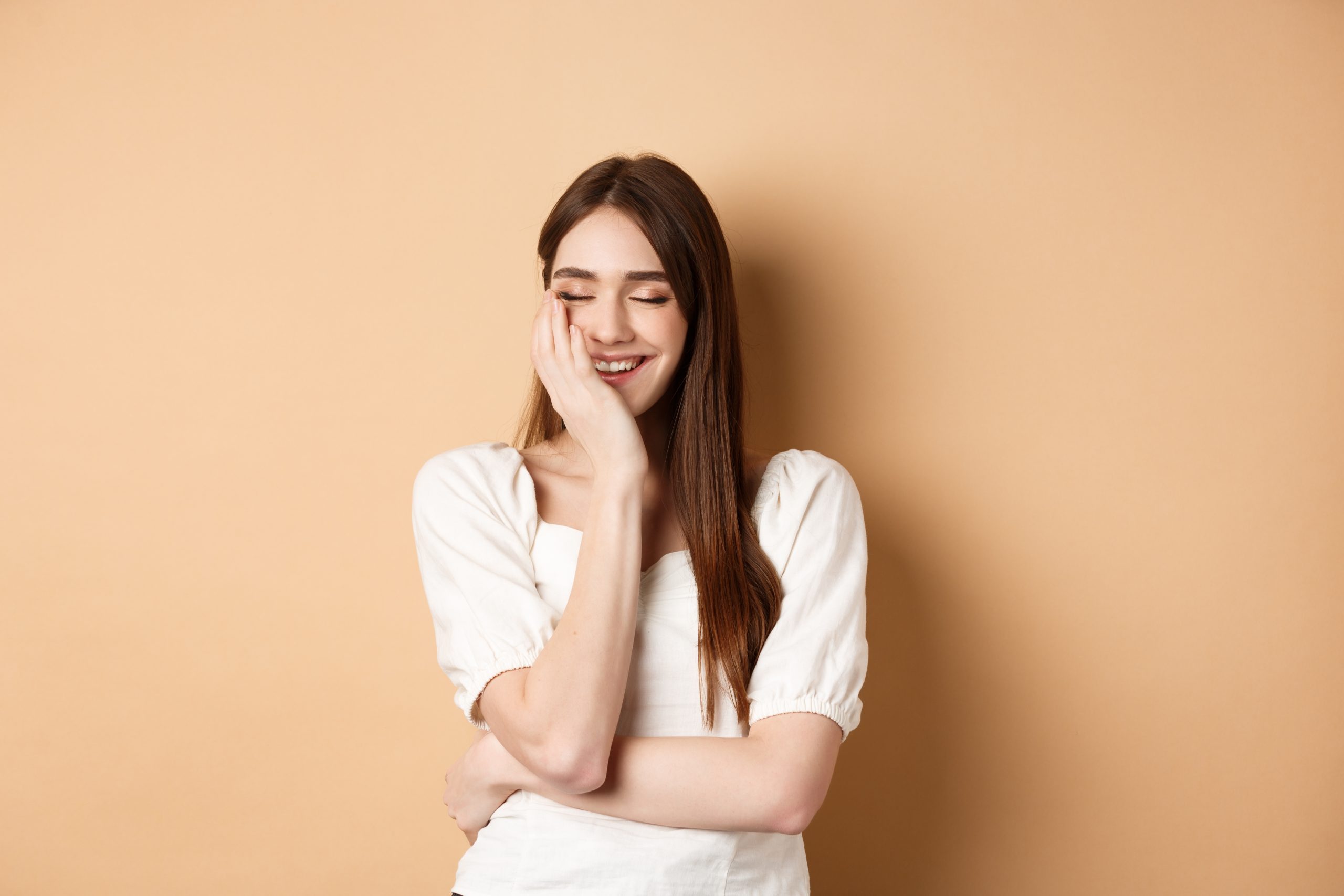 Soft Girl Era: Kenapa Banyak Cewek Mulai Pilih Hidup Lebih Lembut ...